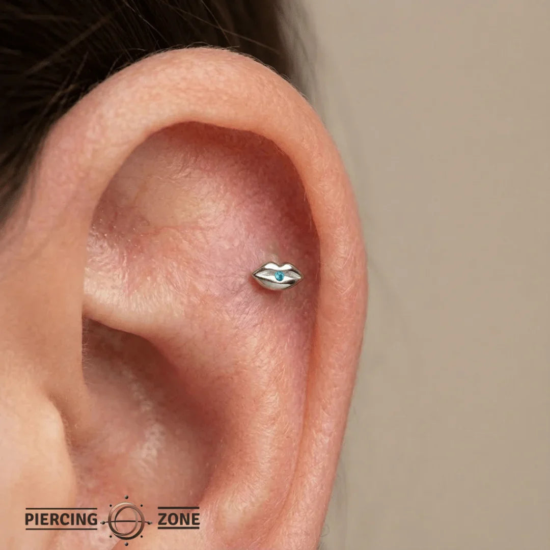 Lips with Gems – 14K/18K Gold Threadless End | Piercing-Zone